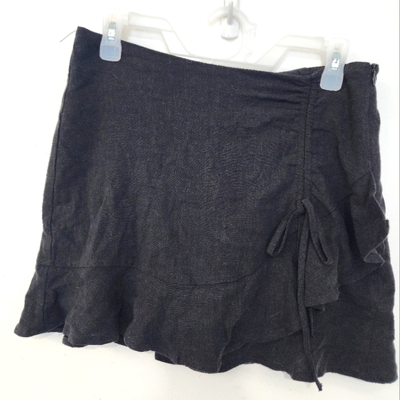 Love Tree | Skirts | Lovetree Linen Black Mini Skort Meduim | Poshmark